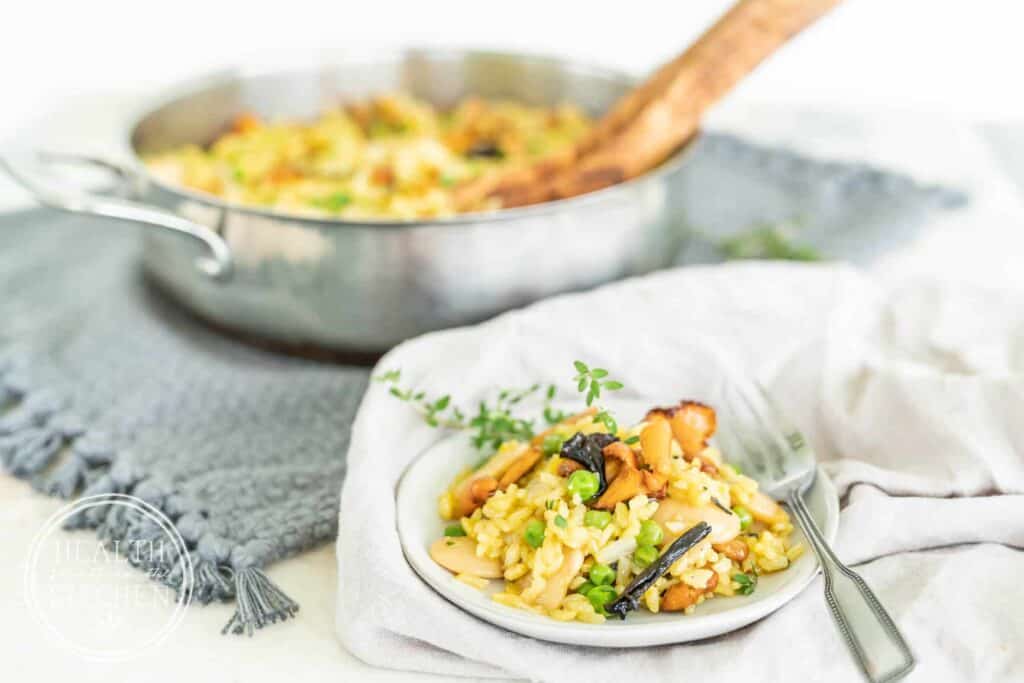 Wild Mushroom Vegetarian Paella Recipe – Health Starts in the Kitchen